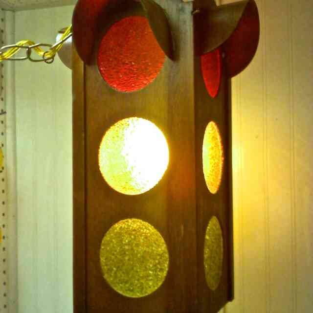 Traffic light decorations for the garage, kitchen, or... bedroom. Oh, my!